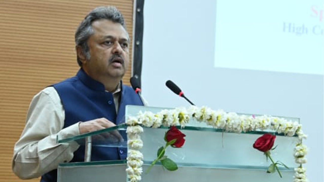 'One Should Strive To Be Better Version Of Himself Each Passing Day ...