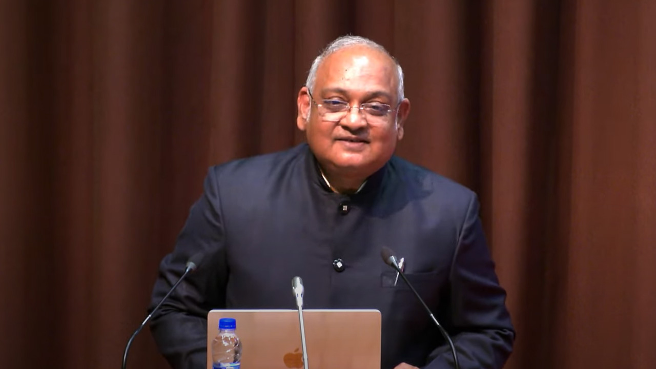 Supreme Court Bids Farewell To Justice Dinesh Maheshwari