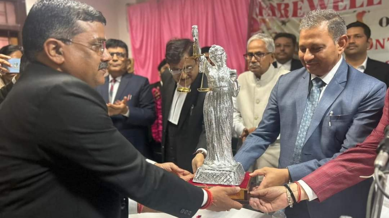 'Argue Cases On Merits, Don't Beg Before Judges': Justice DK Singh Advises Young Lawyers As He ...