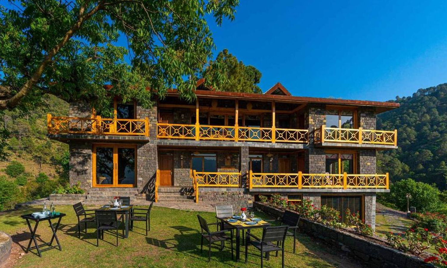 Booked Hotel Found 30 Km Away From Shown Location, Chandigarh District ...