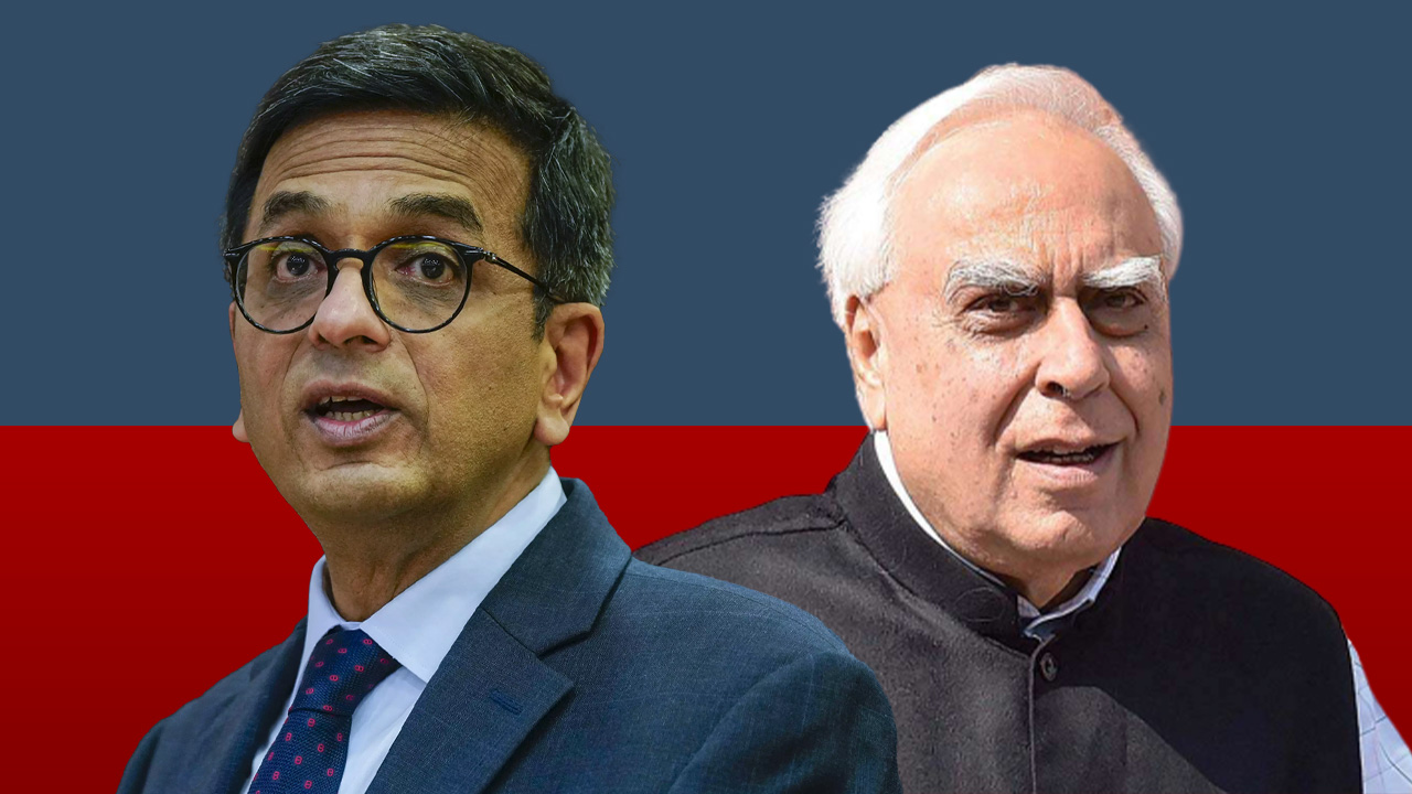 CJI DY Chandrachud Congratulates Senior Advocate Kapil Sibal For ...