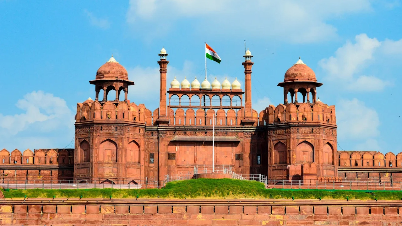 Two Monumental Red Fort Trials - Bahadur Shah Zafar To INA